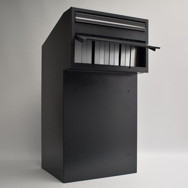 Sigma High Capacity Lockable Parcel Box | Suitable for Gate and Fence ...